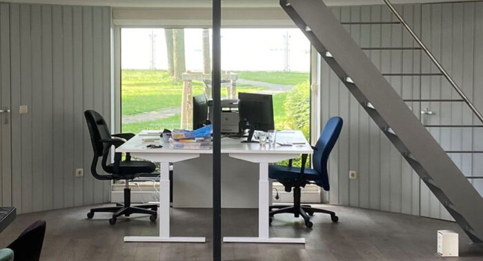 Aanbieding vaste werkplek: eigen bureau en voltijds toegang voor 89 ...